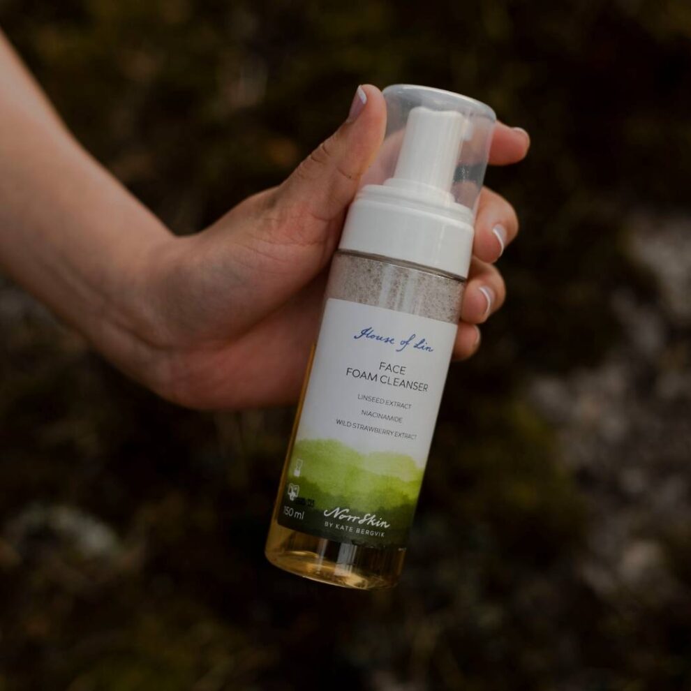 Natural Cleansing Foam - House of Lin 150 ml